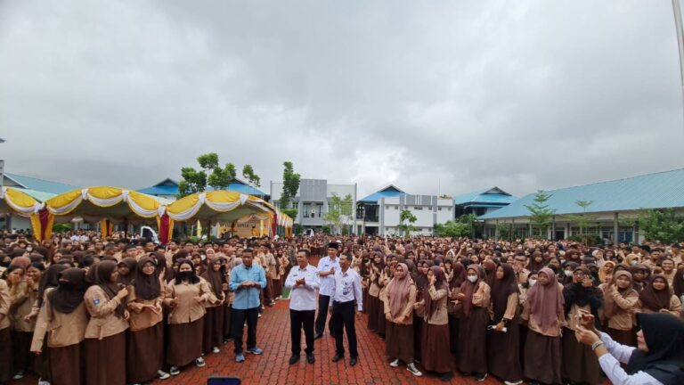 SMAN 8 Batam Punya Gedung Baru 2 Lantai | Sijori Today